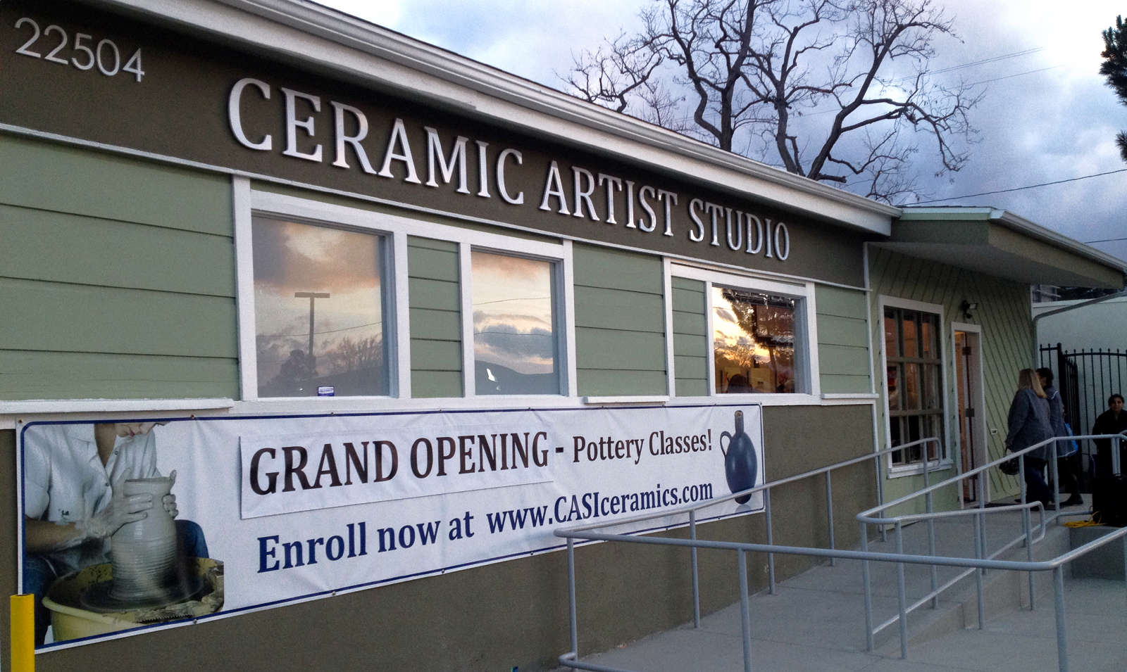 SCVTV.com | Photo Gallery: Ceramic Artist Studio Opens in Newhall